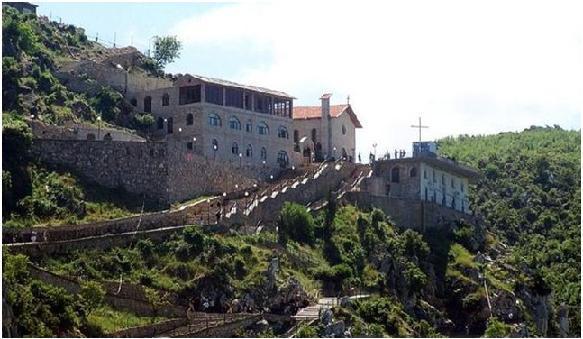 Kisha e Shna Ndout, Laç