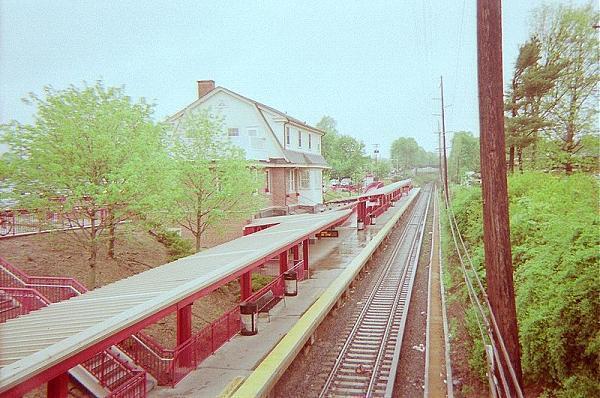 Manhasset LIRR Station