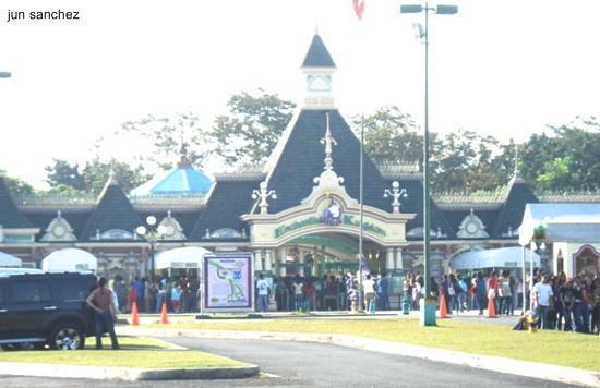 Enchanted Kingdom - Santa Rosa