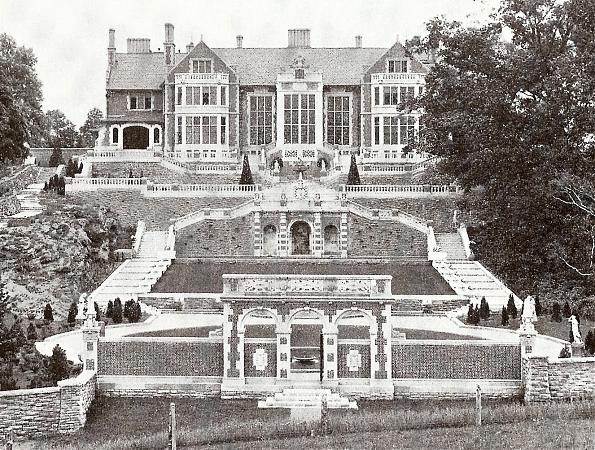 Penshurst Garden Gate | estate (manor / mansion land)