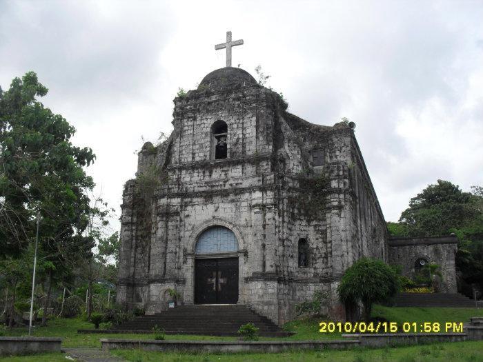 Simbahan ng BATO! mababait ng mga naging sakristan dito! - Libod Poblacion