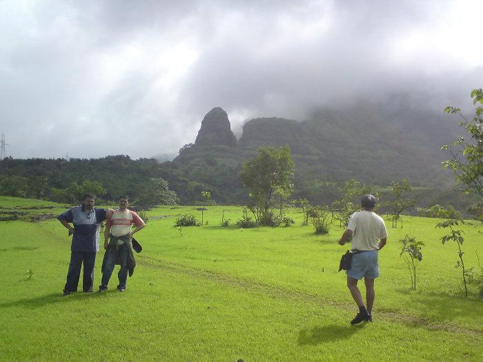Kurdugad/ Vishram Gad