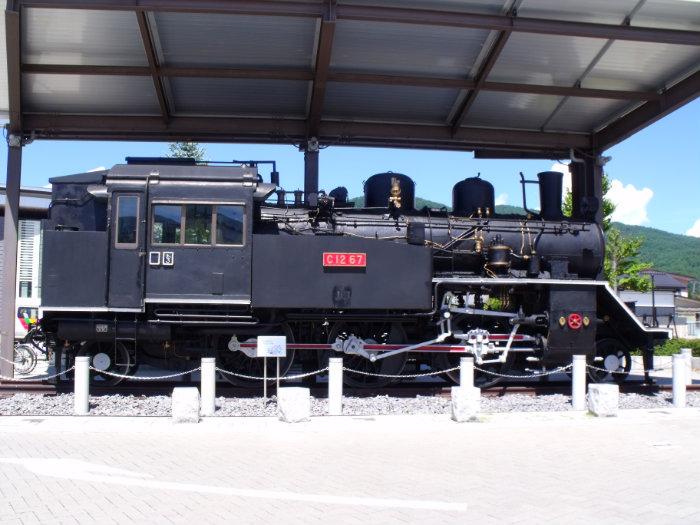 国鉄C12形蒸気機関車（静態保存） - 茅野市