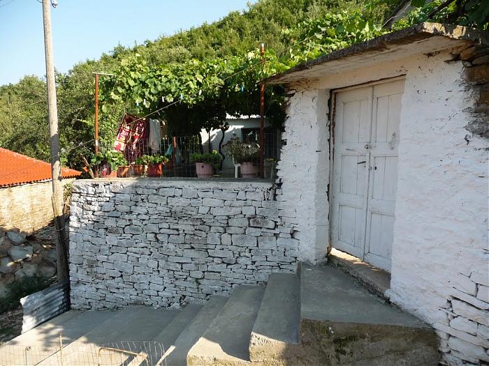 Lëshicë (Shqip) | fshat