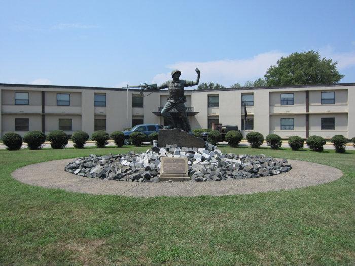 William Groom Leftwich, Jr. statue