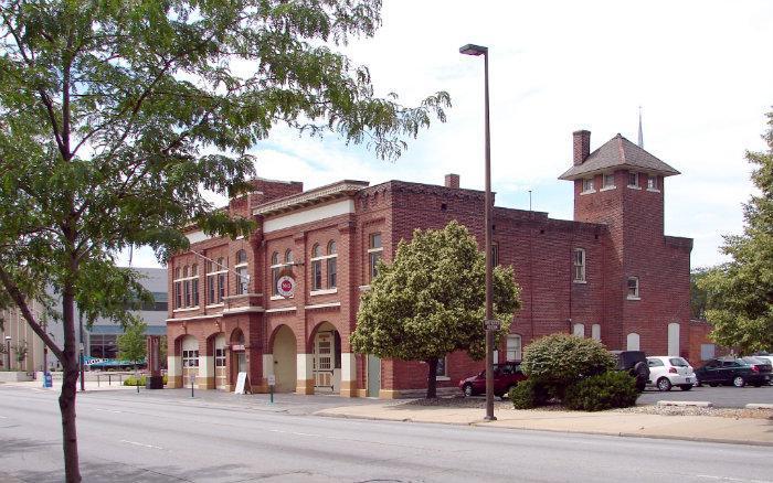 Fort Wayne Firefighters Museum & Firehouse Café - Fort Wayne, Indiana