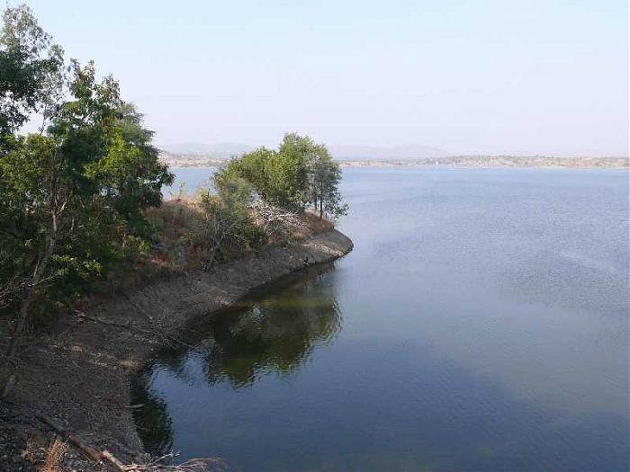 Garbaldi (Suki) Dam Reservoir