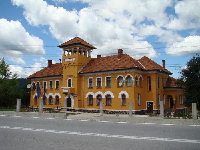 Primaria Sarmisegetuza - Sarmizegetusa