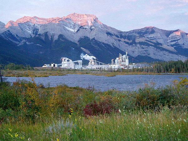 Graymont Lime Exshaw Plant | production, limestone quarry