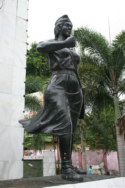 Monument Pelajar Pejuang / Taman Tentara Pelajar Sriwijaya - Jambi