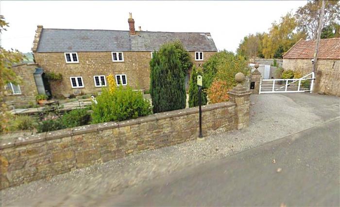 Fosse Way Farmhouse