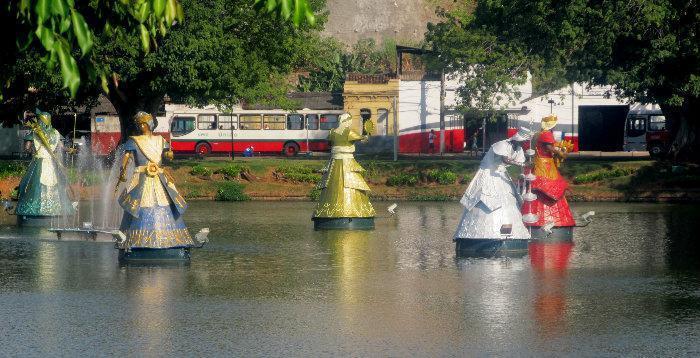 Orixas no Dique do Tororó - Salvador