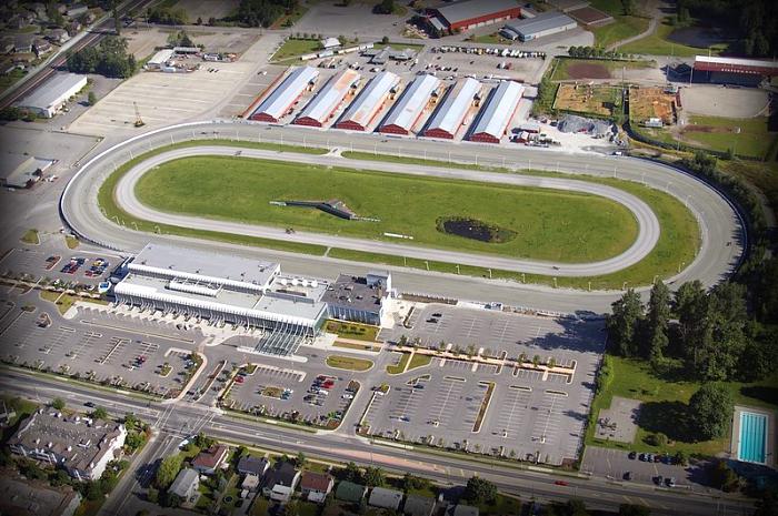 Cloverdale Racecourse - Surrey, British Columbia | horse racing track