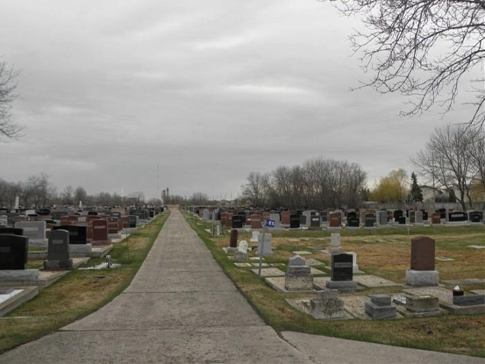 Hebrew Sick Benefit Cemetery - Winnipeg, Manitoba
