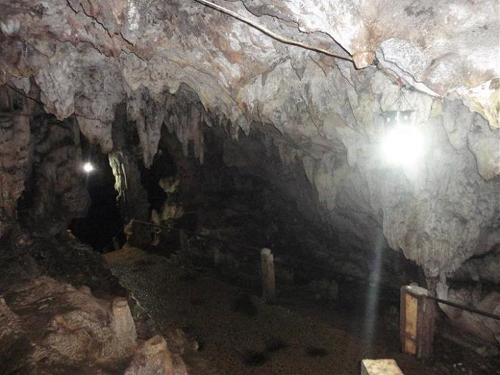 Hinagdanan Cave - Bingag