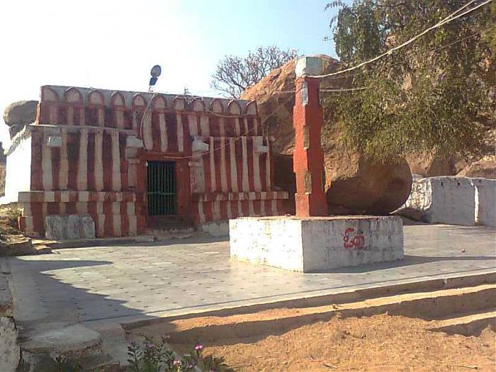 Mallikarjuna Temple, Manvi