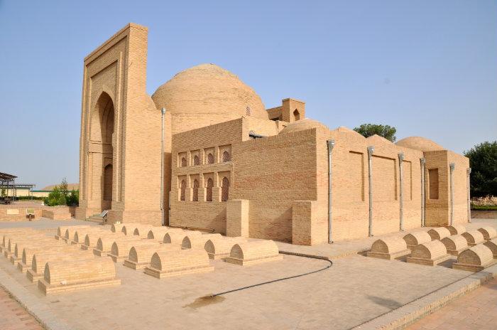 Al Khakim at Termeziy Mausoleum (X-XV cc.)