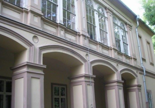 Dvorac "Servijski" - Нови Кнежевац | замак