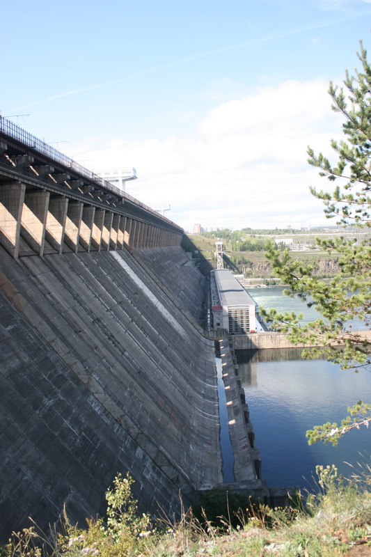 Bratsk hydroelectric plant - Bratsk