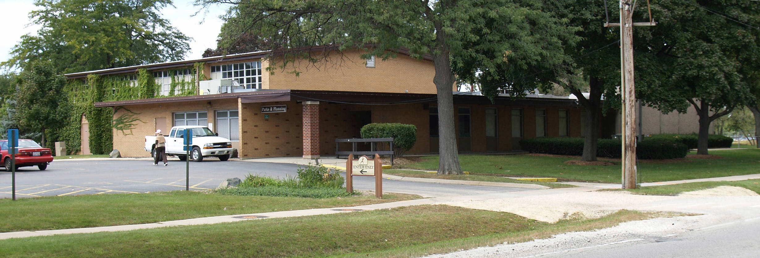 S Wolf Rd, 222 - Wheeling, Illinois