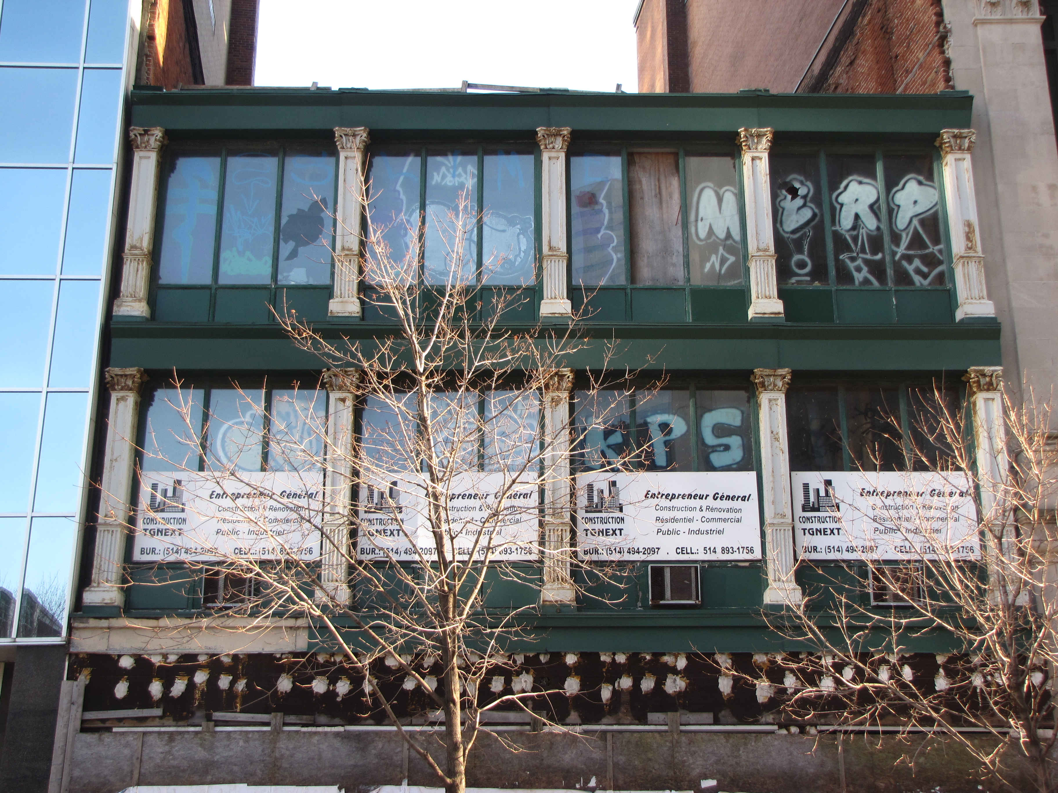Empty building - Greater Montreal Area
