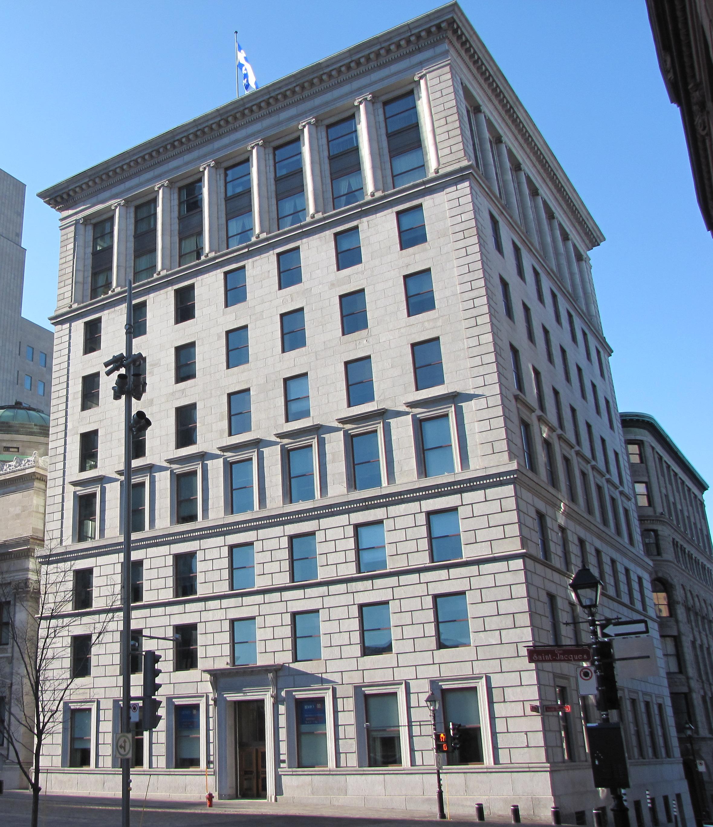 Banque de Montréal - (Édifice Trust Royal ) - Communauté Métropolitaine ...