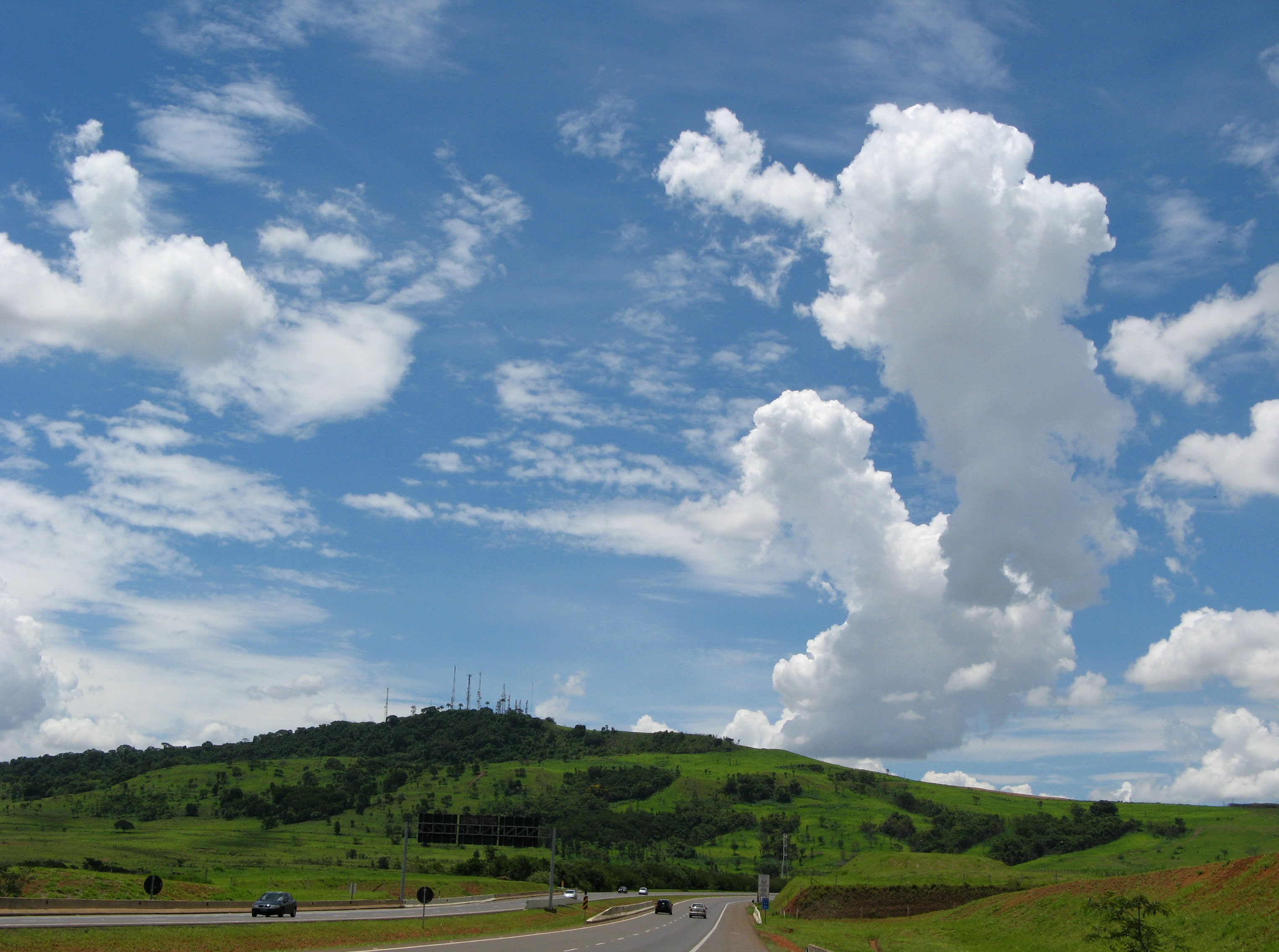 Morro Azul (831m) - Cordeirópolis