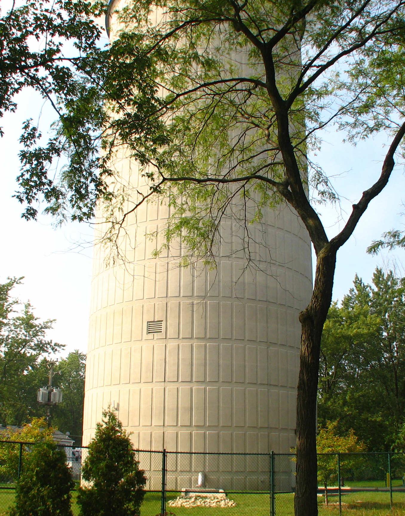 Water Tank - Hanover Park, Illinois