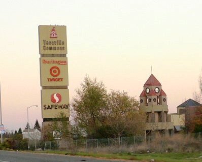 Vacaville Commons Shopping Center - Vacaville, California