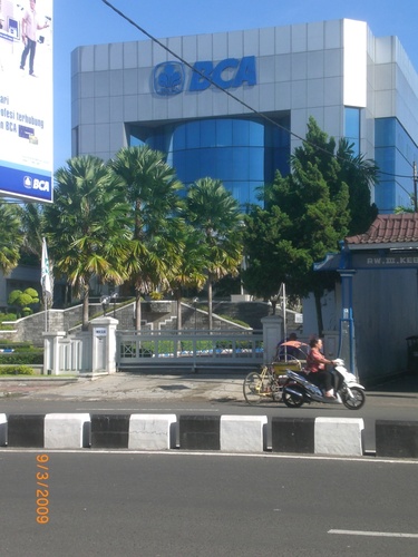 Bank Central Asia (BCA)