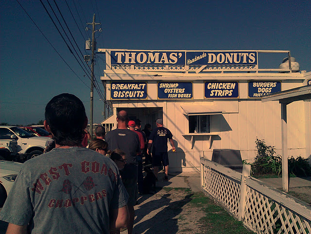 Thomas Donut & Snack Shop