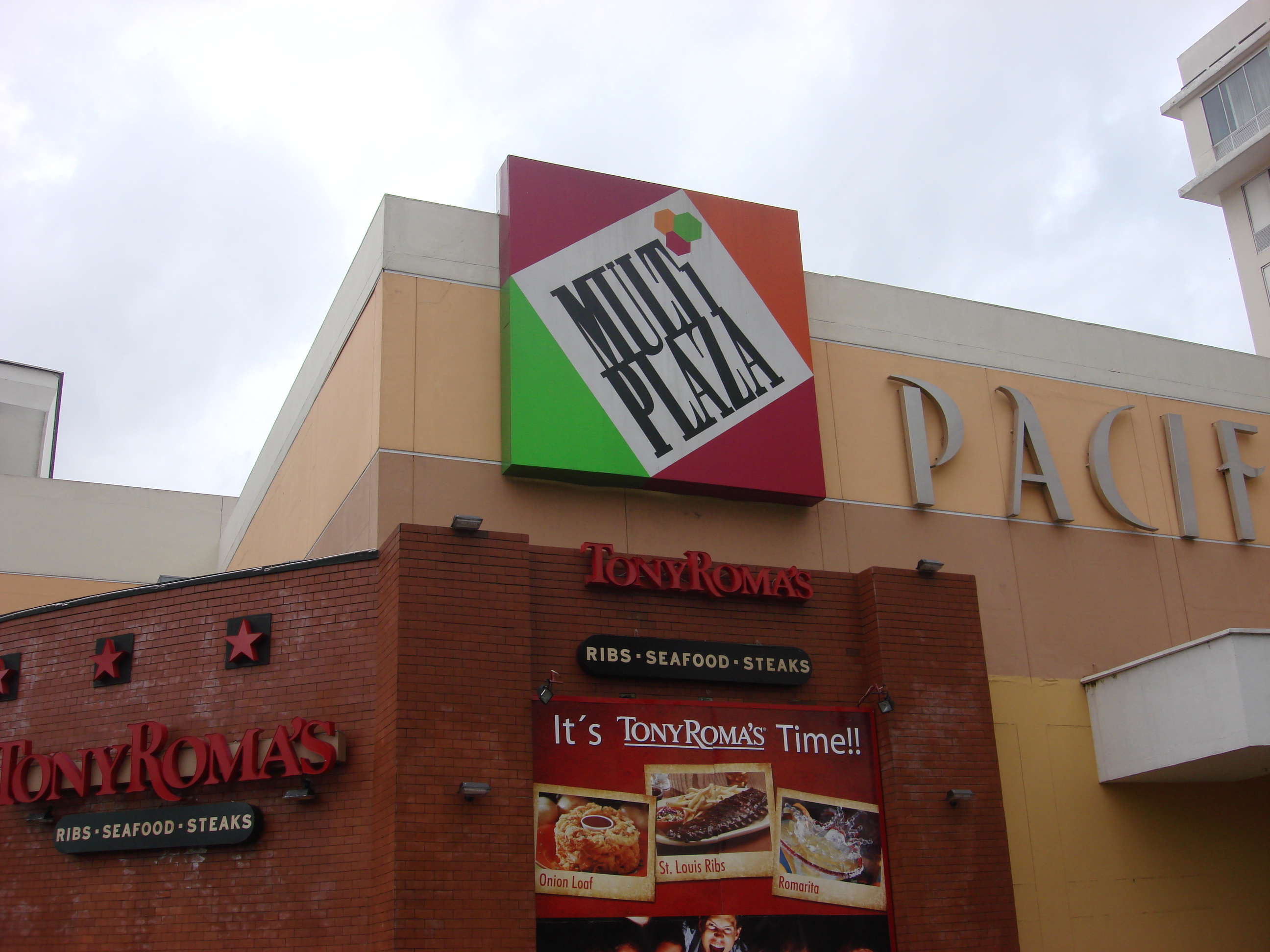 Logotipo De Multiplaza