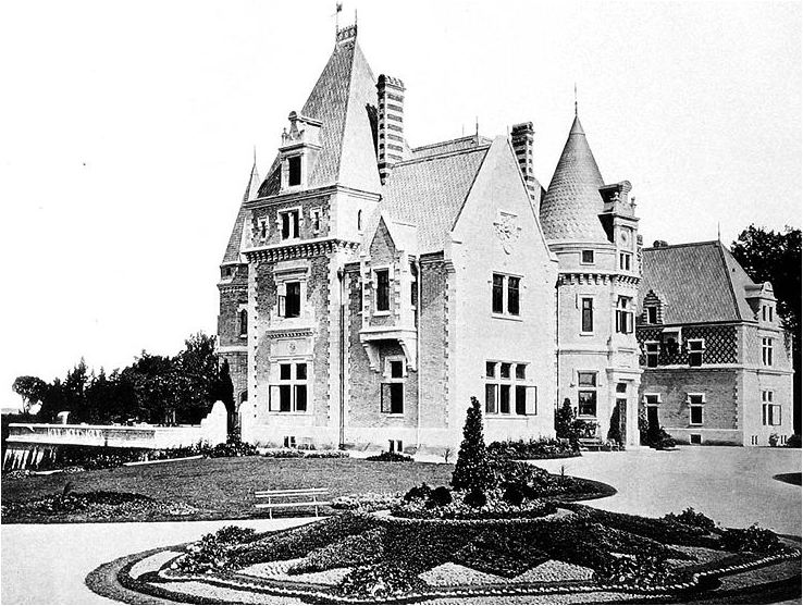 Meyendorff Castle - Barvikha Settlement