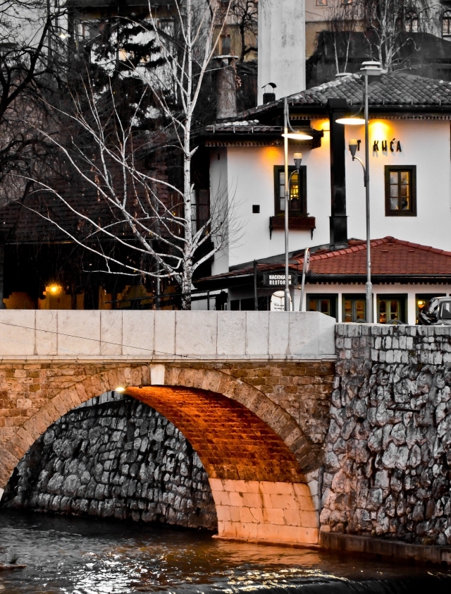 Inat Kuca - Sarajevo (Hrvatski)