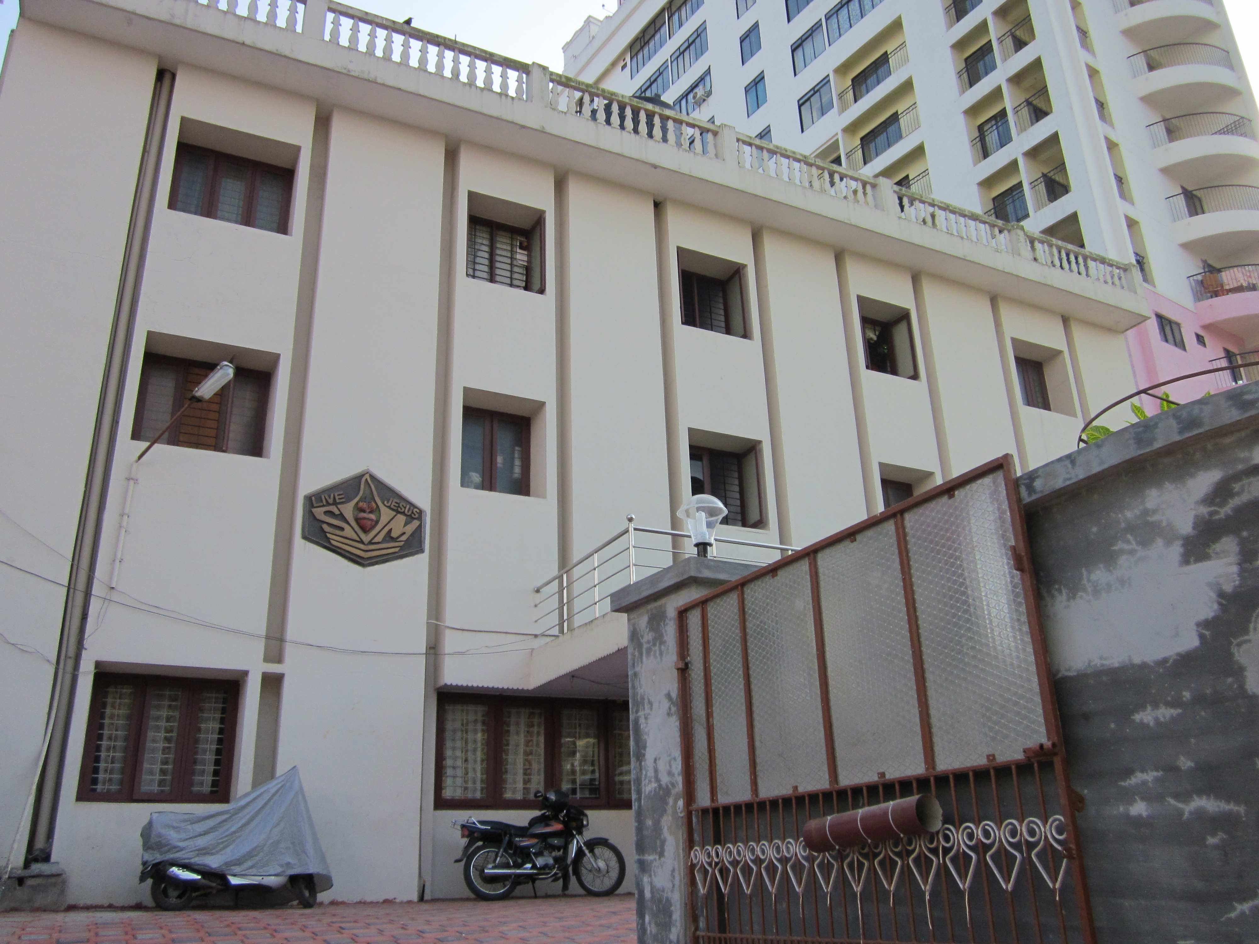 Visitation Convent & Hostel - Kochi