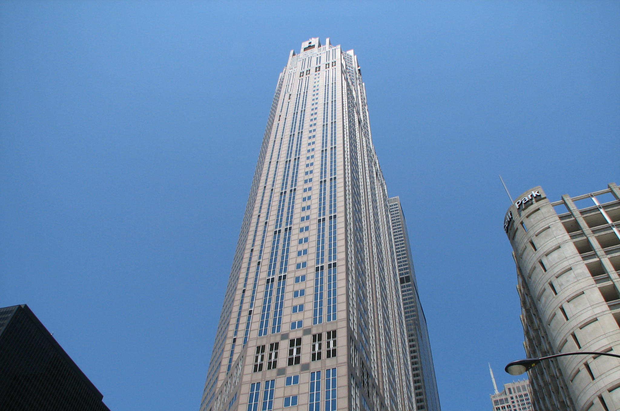 311 South Wacker Drive - Chicago, Illinois