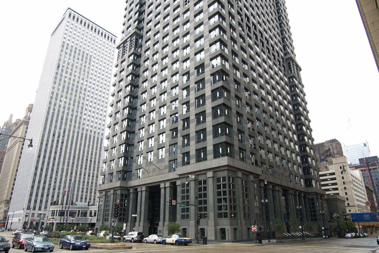 Leo Burnett Building - Chicago, Illinois
