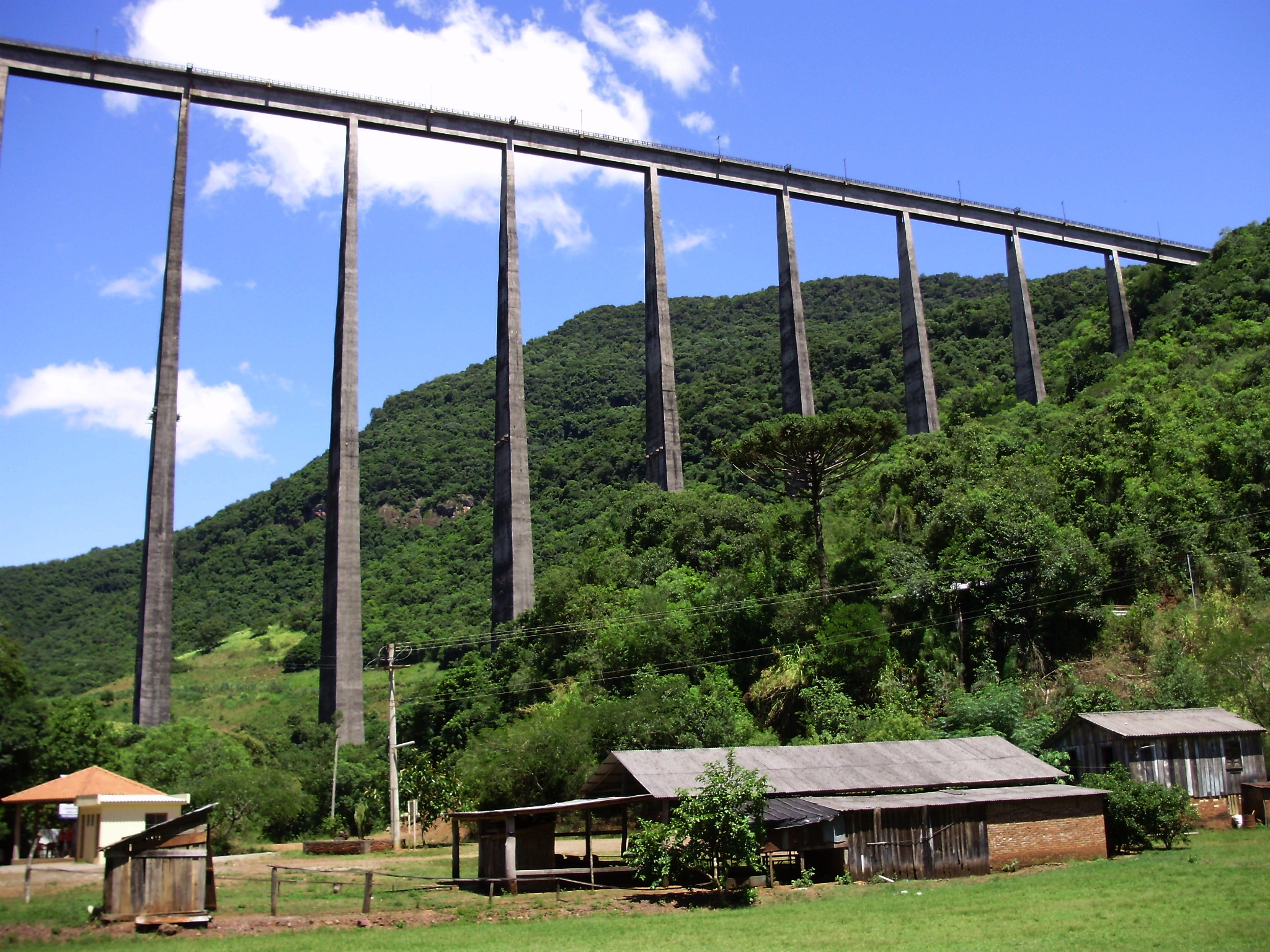 Viaduto 13 (Viaduto do Exército) - Vespasiano Corrêa