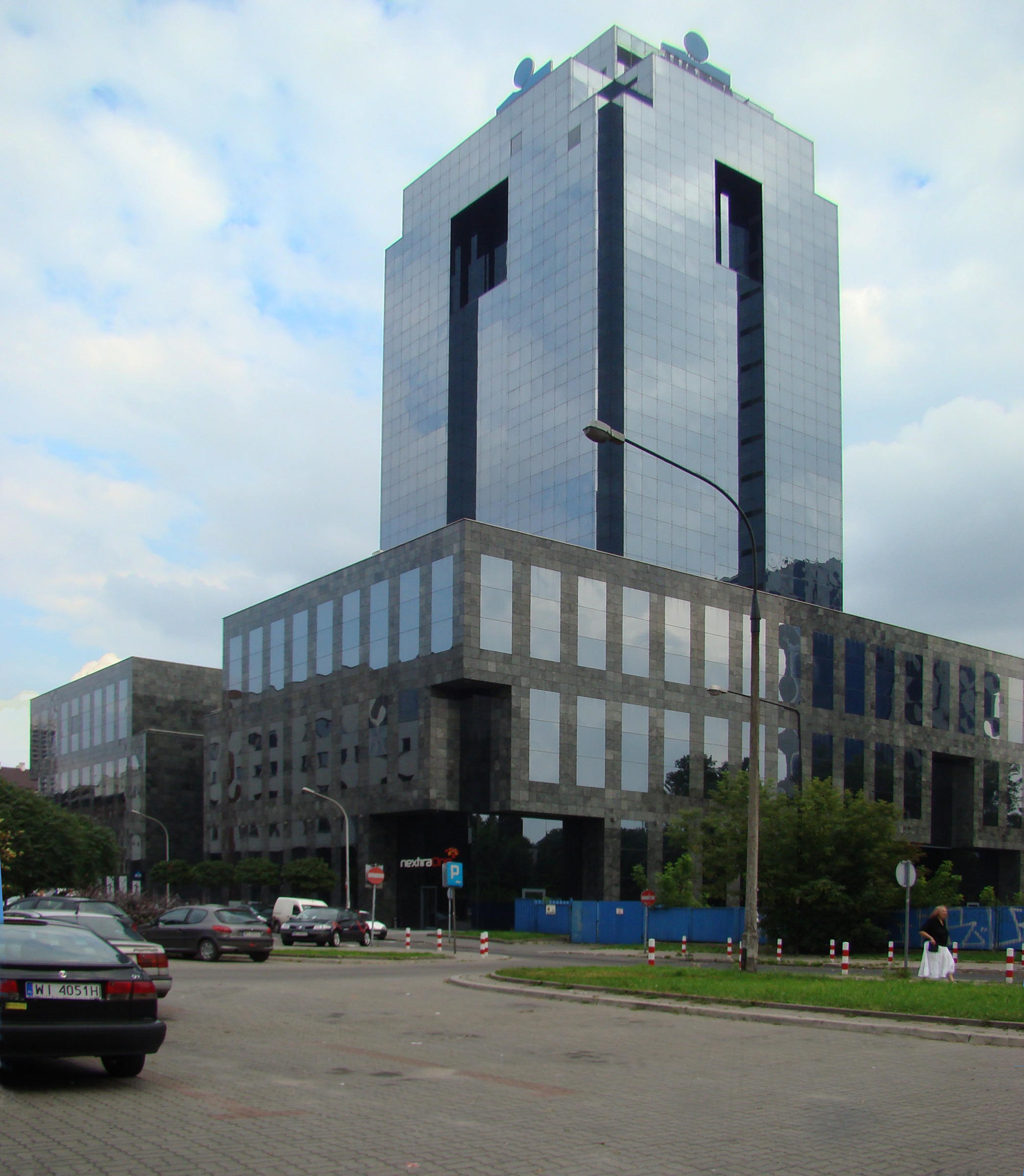 Biurowiec - Warta Tower - Warszawa