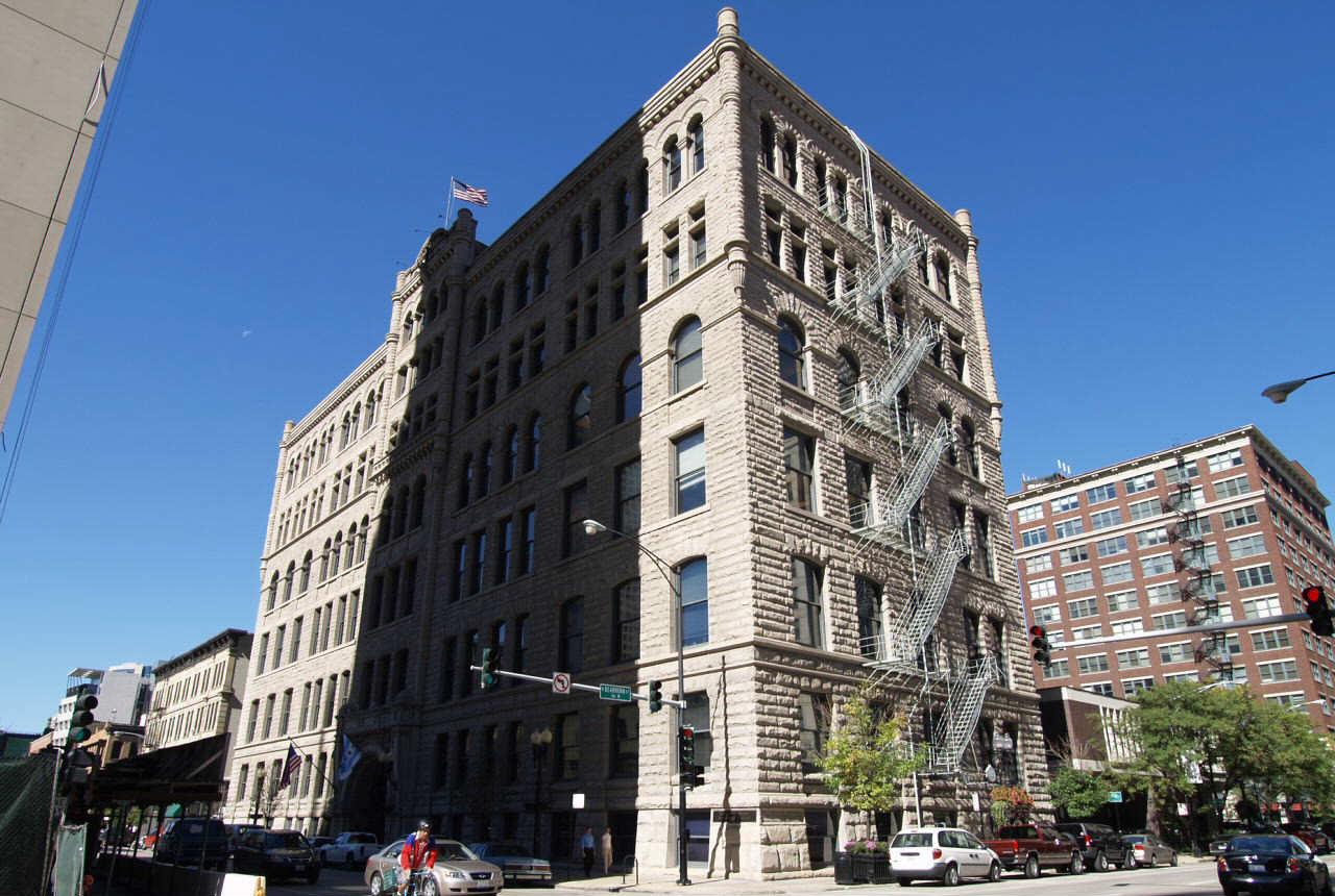 Courthouse Place - Chicago, Illinois | interesting place