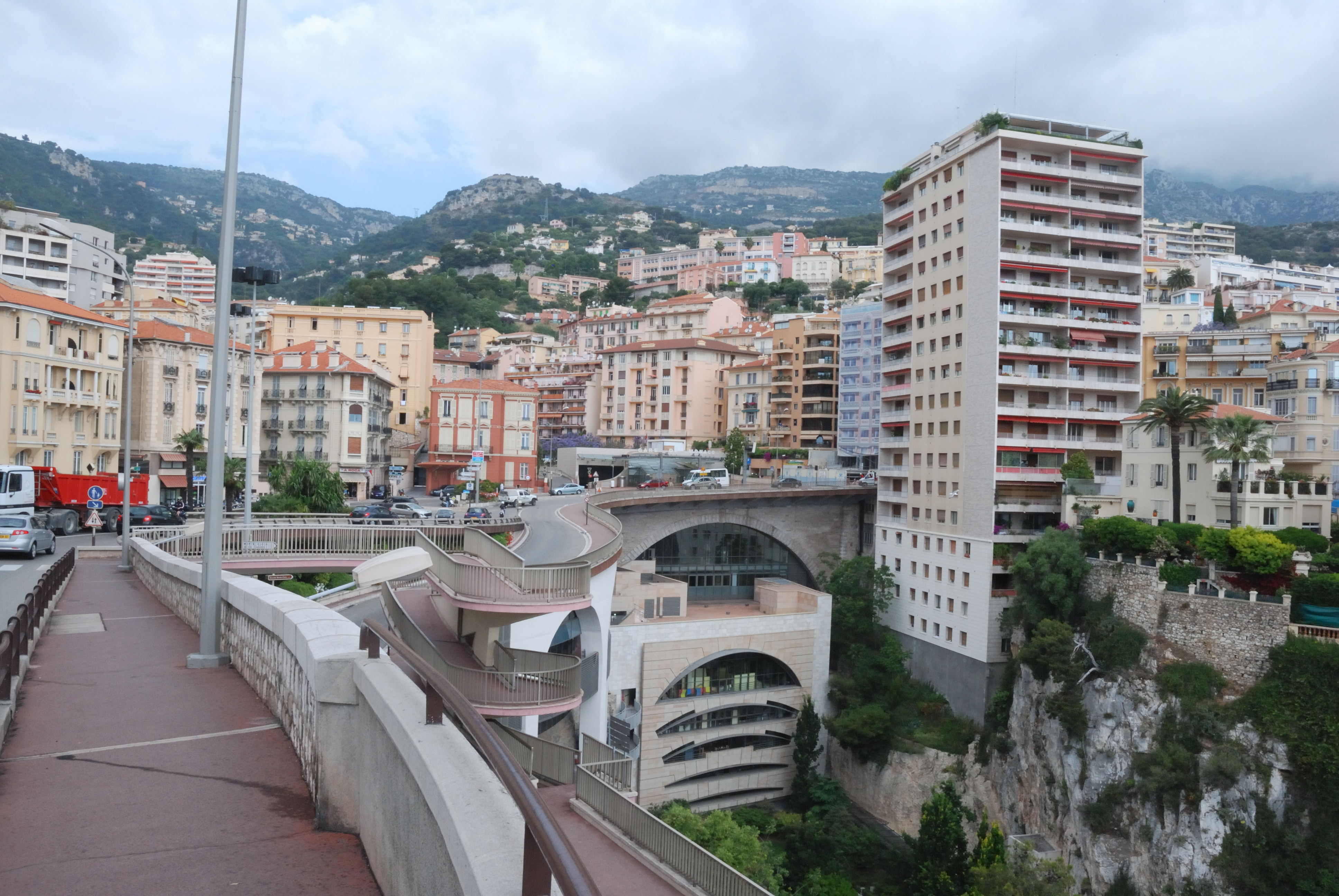 Gare de Monaco-Monte-Carlo - ( CORAIL Lunéa, EuroCity, ter PACA, TGV ...