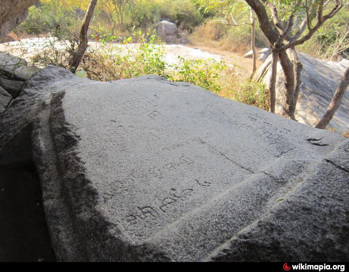 Thotti Pancha Pandavar beds (Jain)