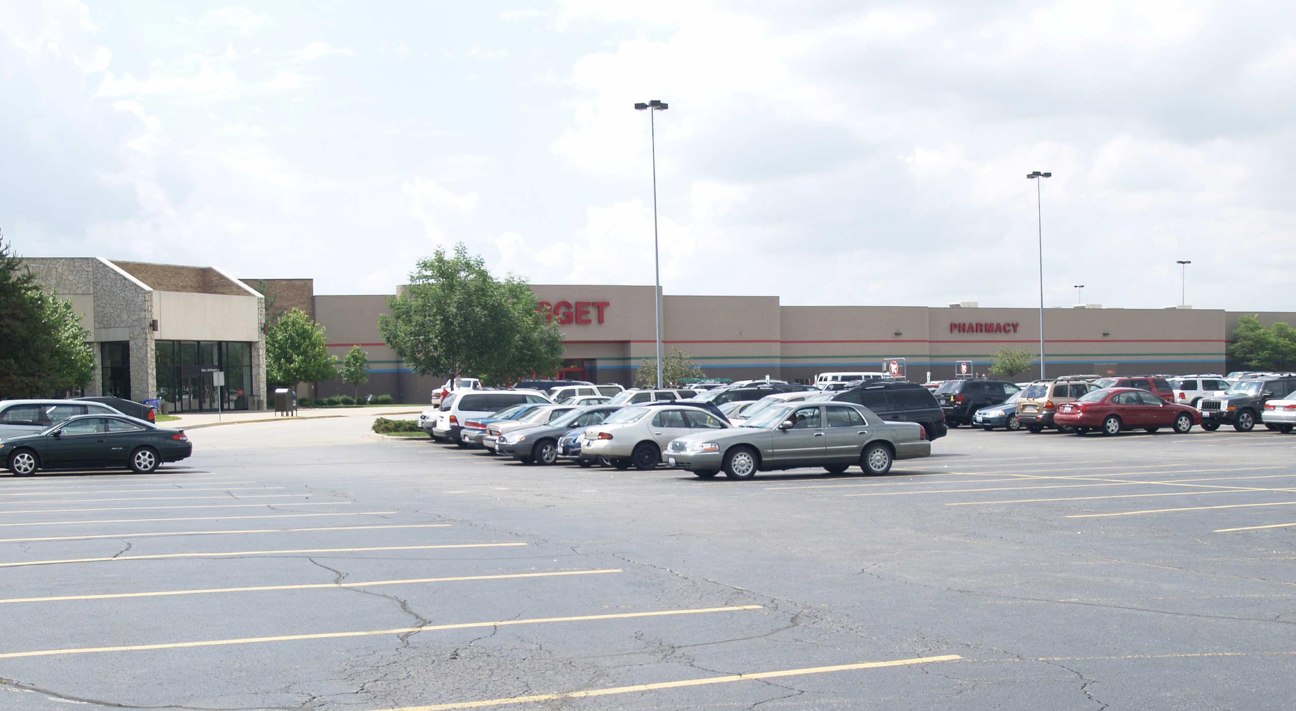 Target - Niles, Illinois Golf Mill Center, 239