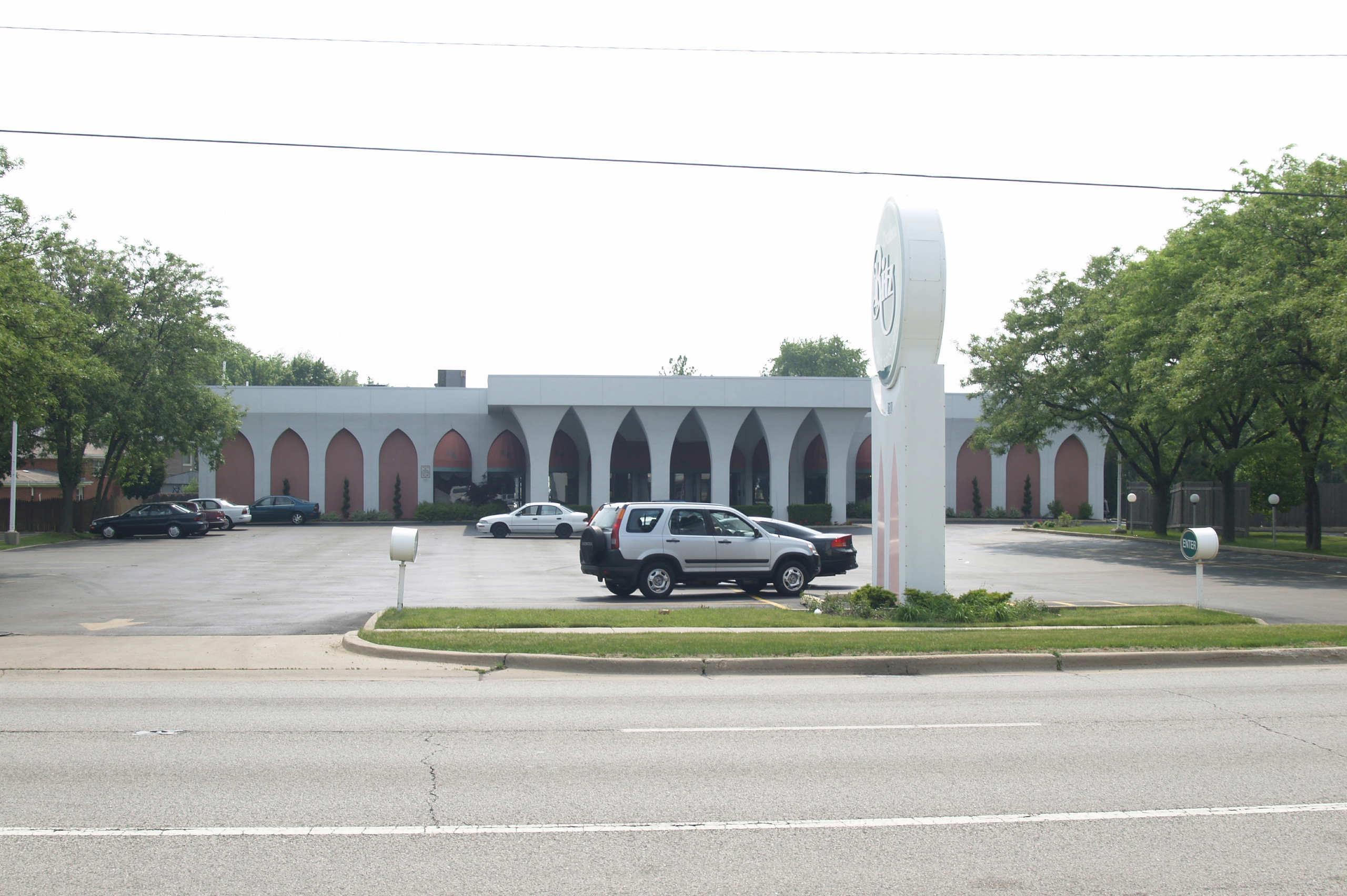 Chateau Ritz - Niles, Illinois