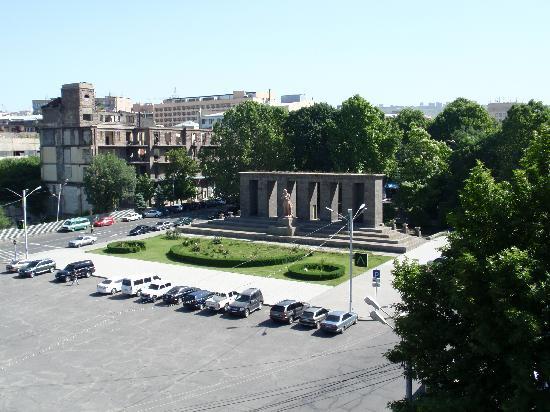 Shahumyan square - Yerevan