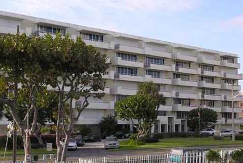 Boca Reef - Boca Raton, Florida | condominium