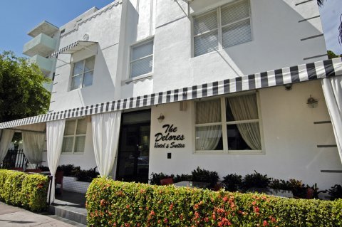 Delores Hotel - Miami Beach, Florida