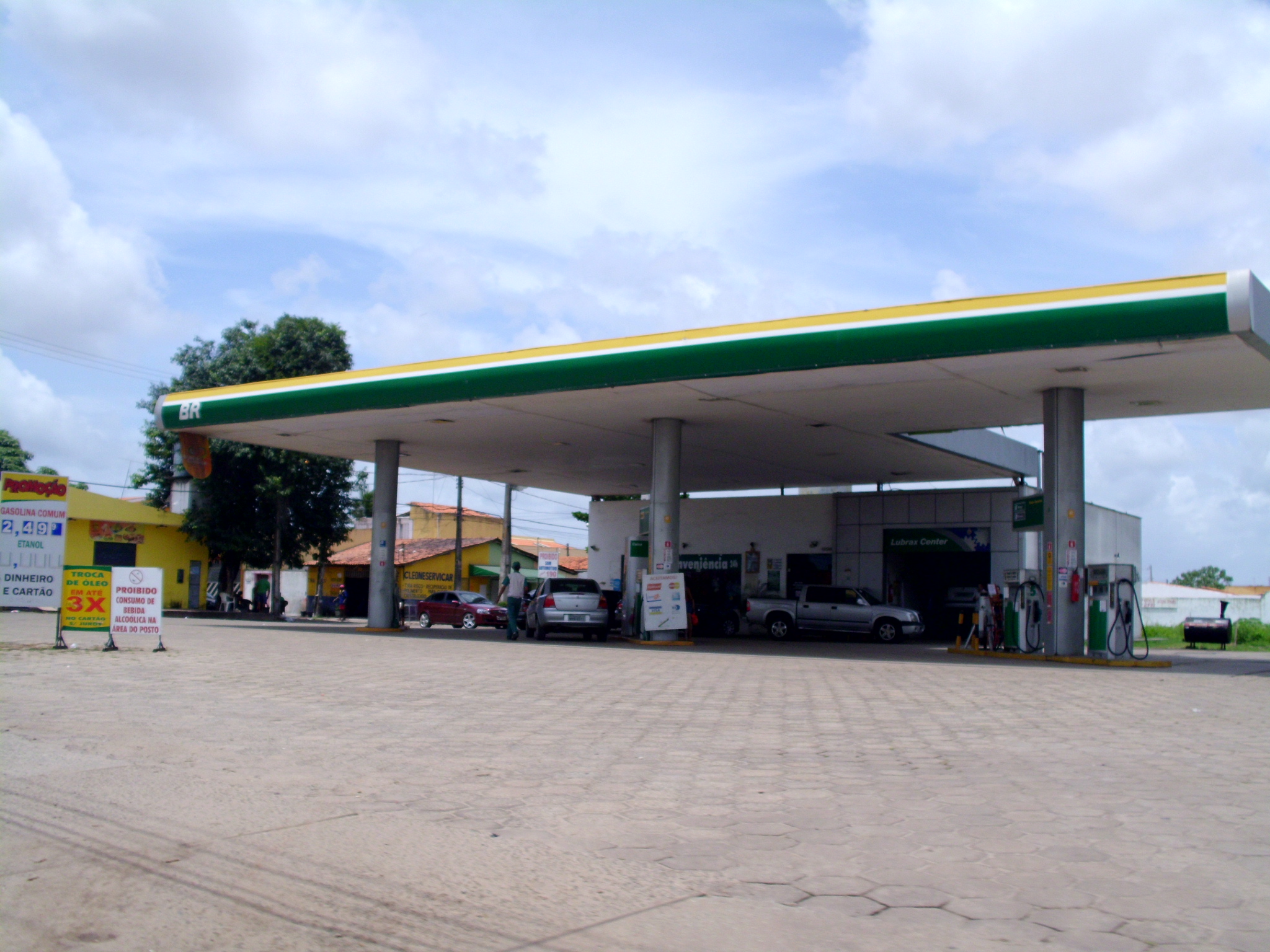 Auto Posto Carolina - Petrobras - São Luís | posto de combustíveis e ...