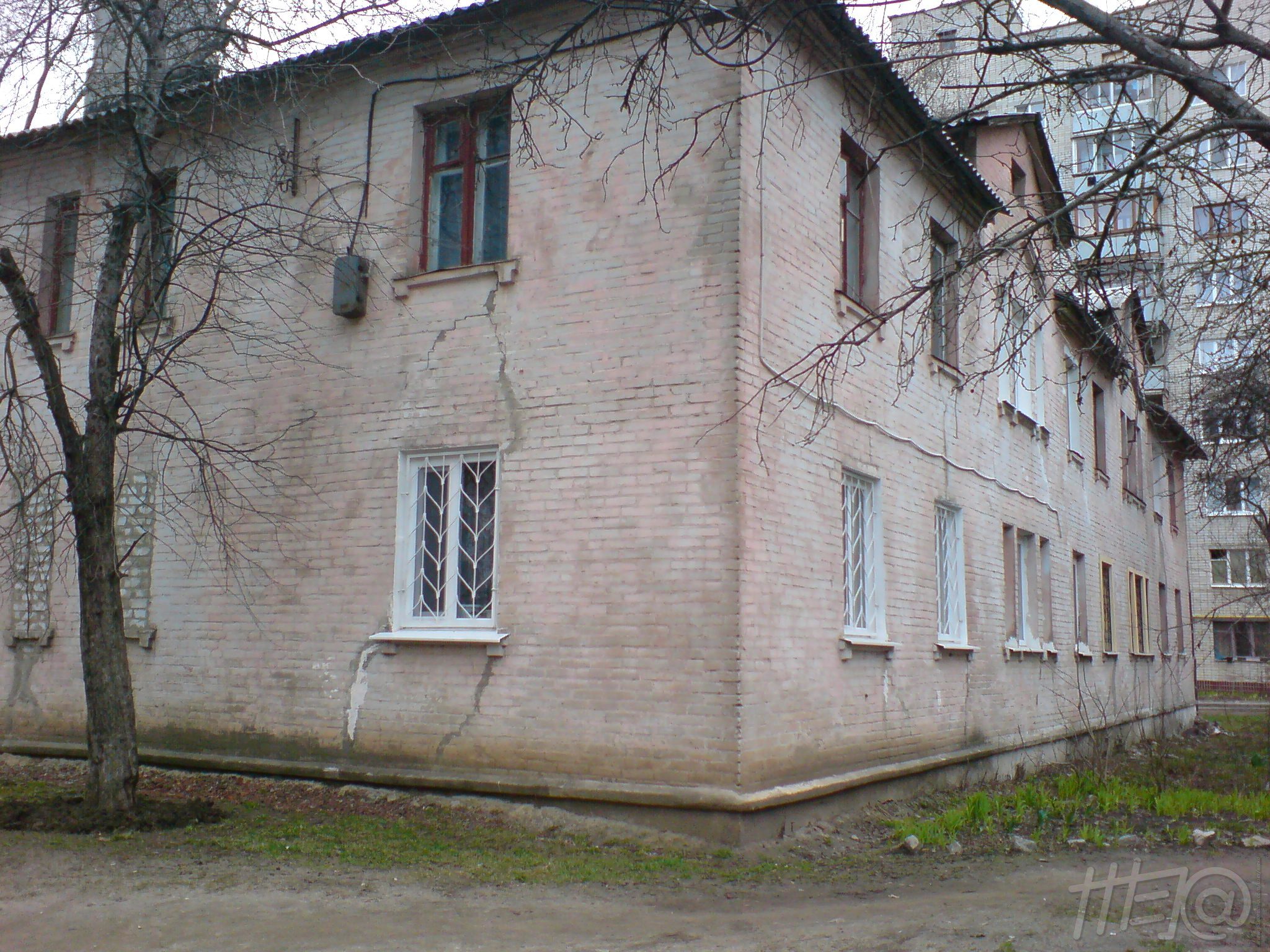 provulok Pershyi (1st) Lisoparkivskyi, 10 - Kharkiv