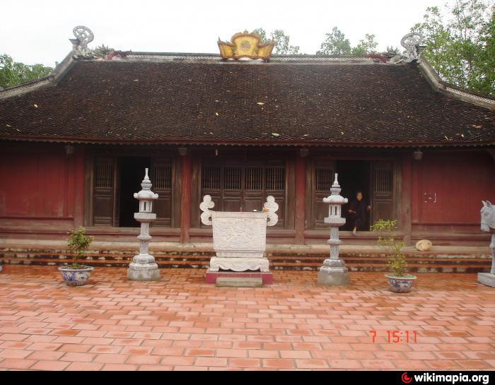 Le Dai Hanh Temple - Chi Linh Town